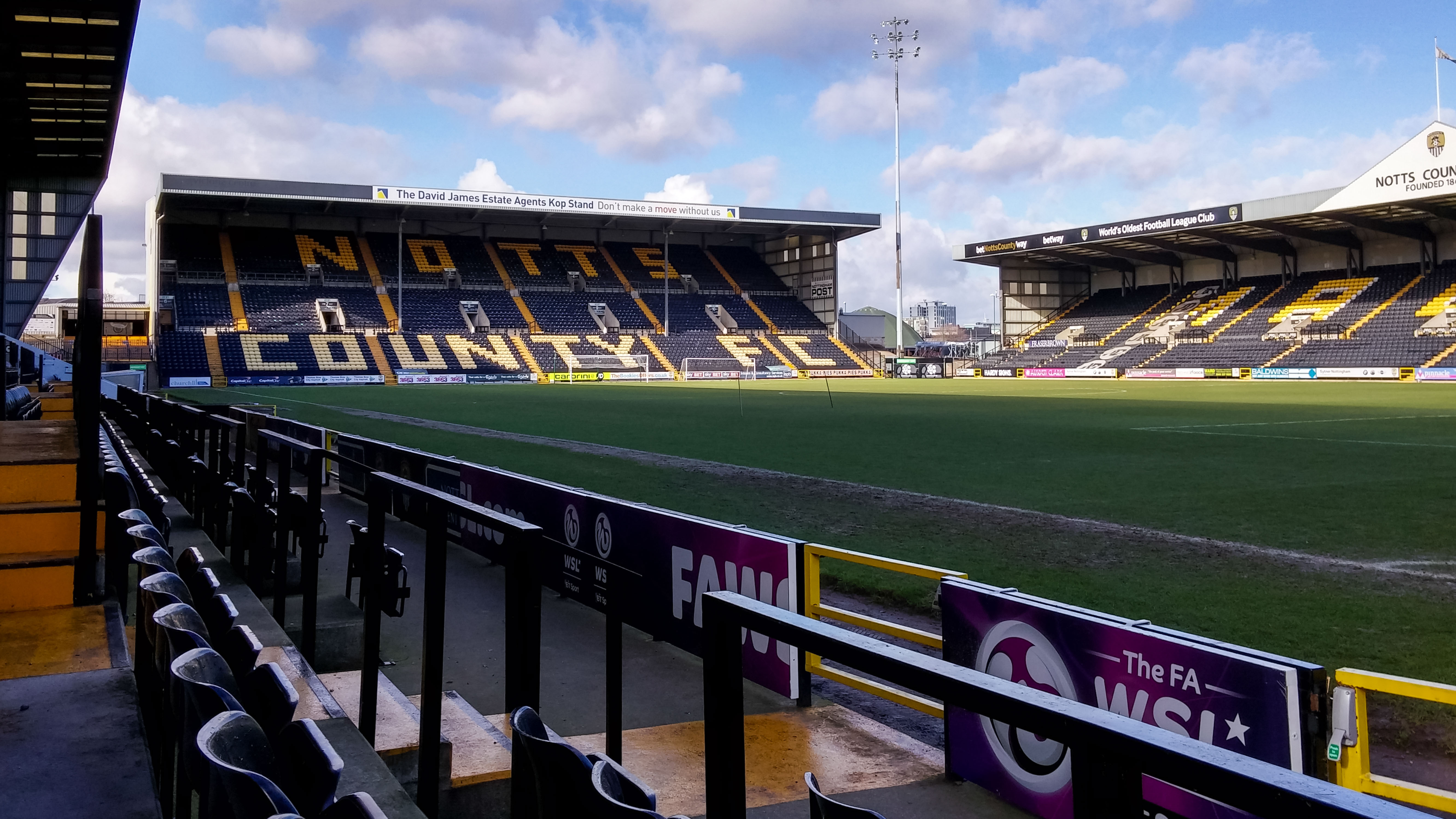 Meadow Lane | De Stadionautist